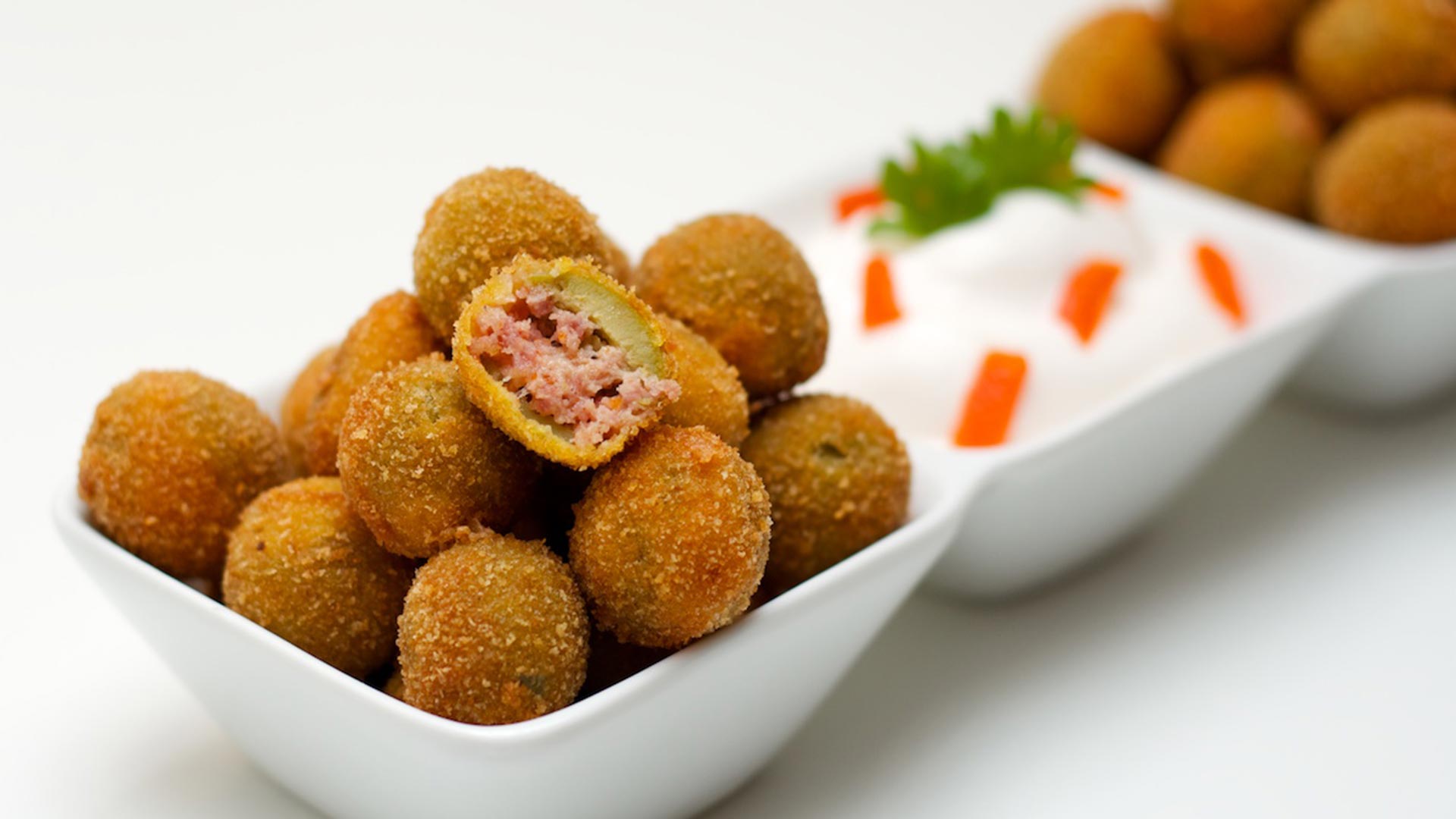 Pohane masline punjene mortadelom