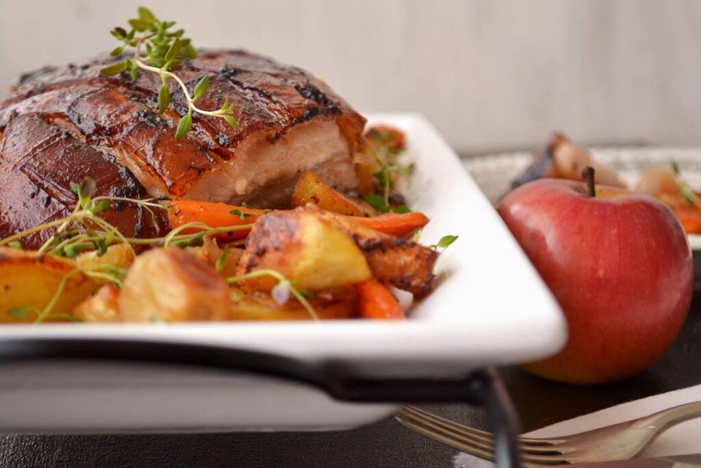 Carsko meso pečeno u pećnici s povrćem